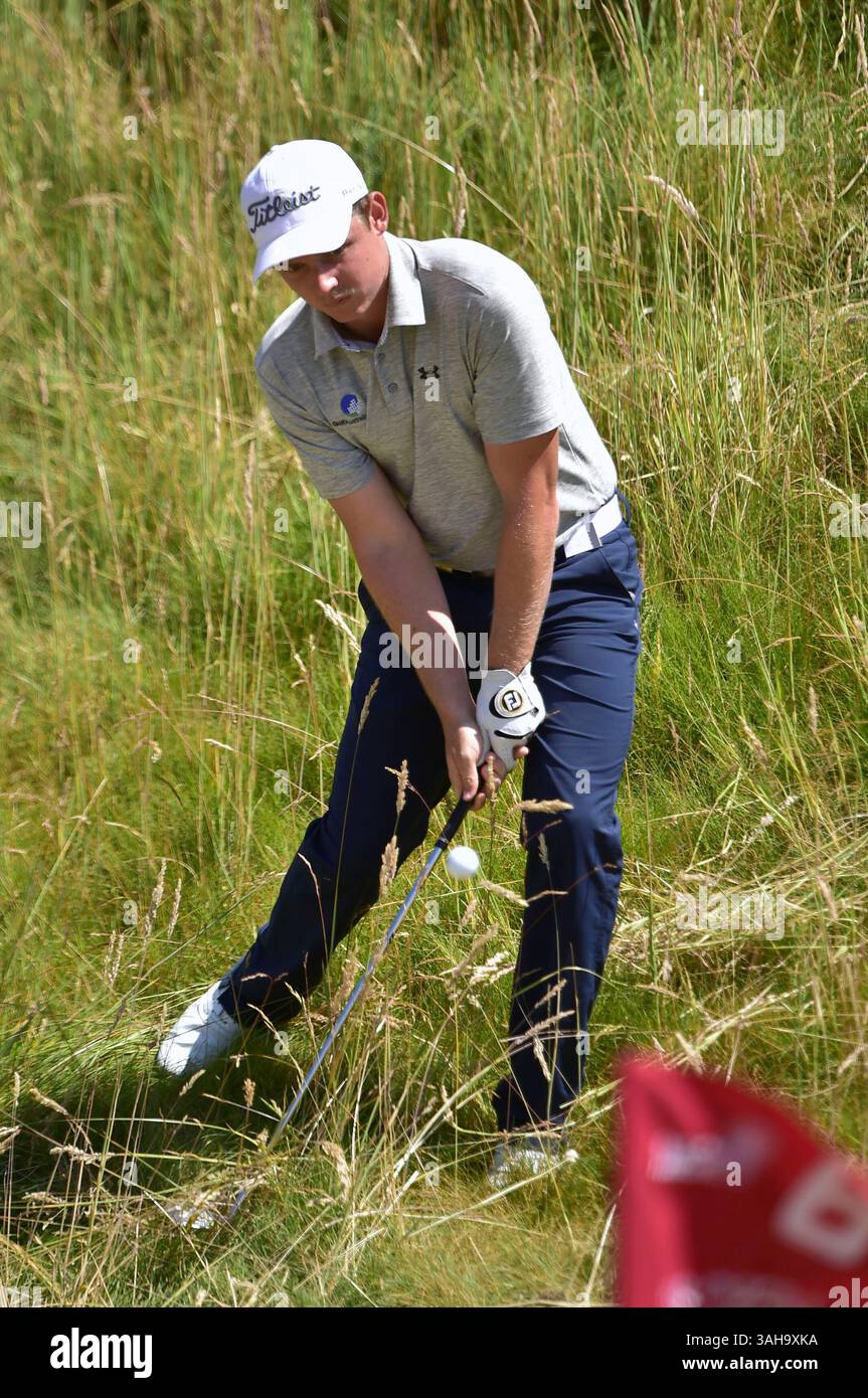 June 20, 2015..Cameron Smith hits out of fescue rough behind the 6th ...