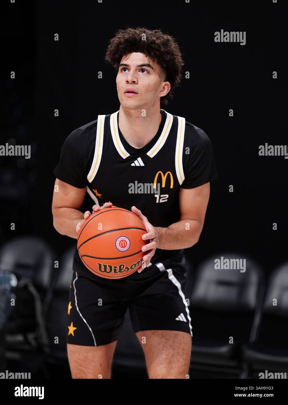 BROOKLYN, NY - APRIL 01: McDonalds High School All American Cameron ...
