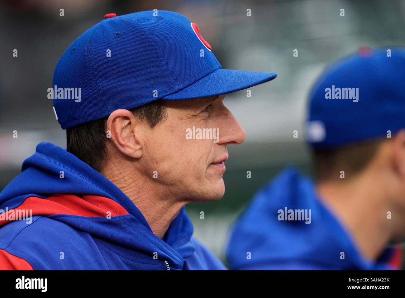 Chicago Cubs manager Craig Counsell (11) stands in the dugout during ...