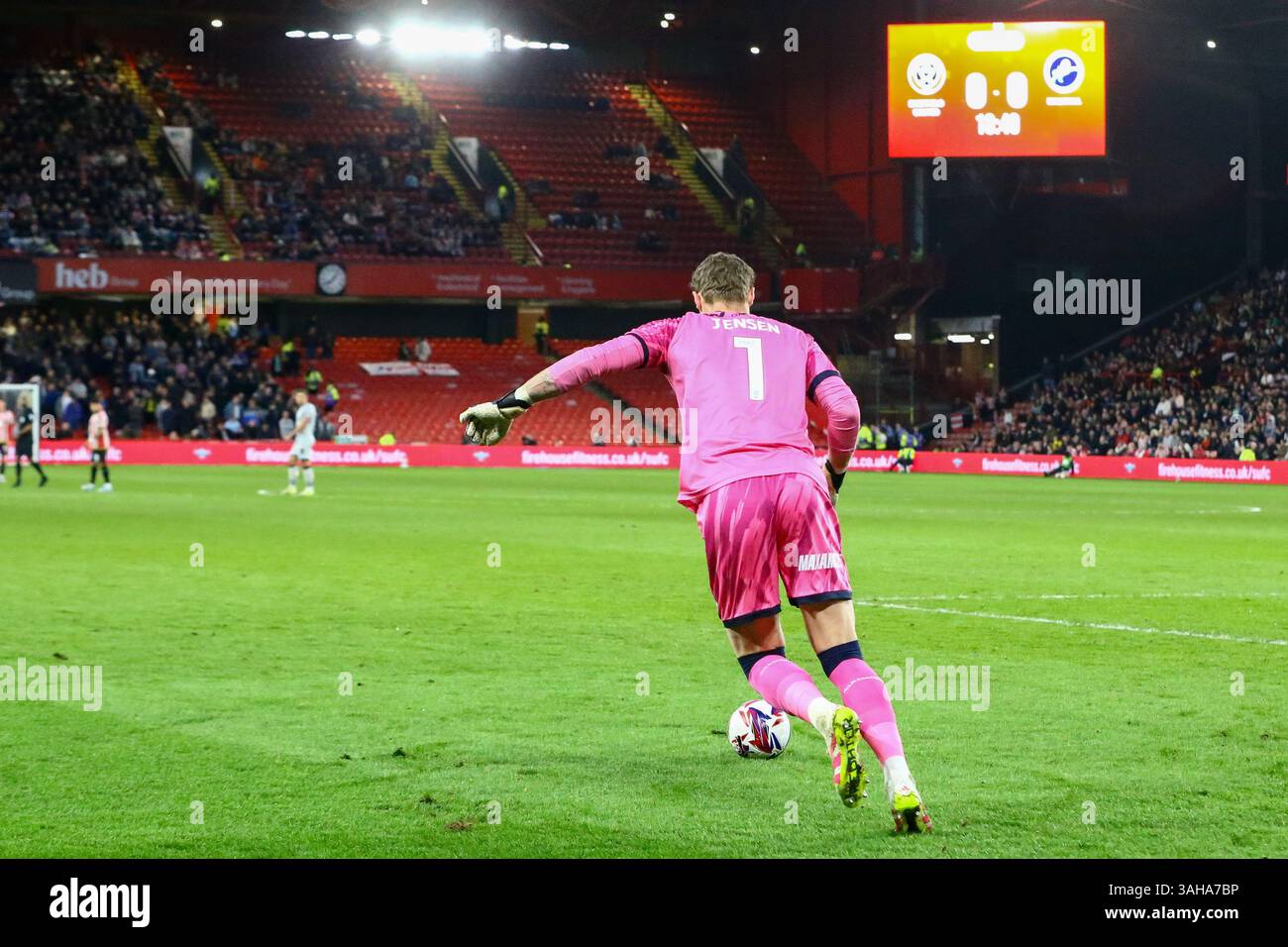 Bramall Lane, Sheffield, England - 8th April 2025 Lukas Jensen ...