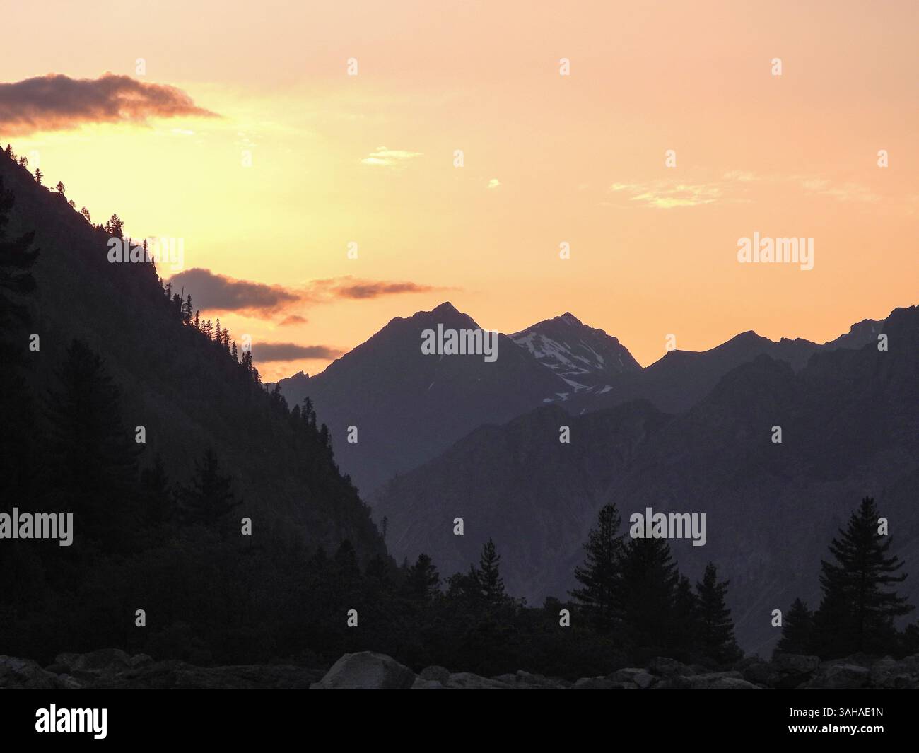 Sunset over the Karakoram mountains, Gilgit-Baltistan, Pakistan Stock ...