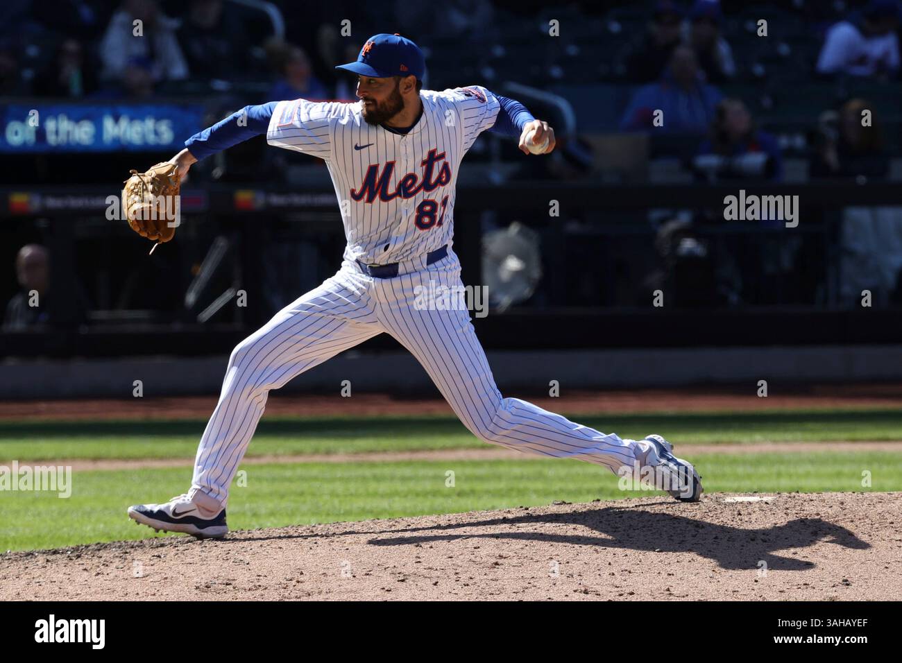 New York Mets' Danny Young pitches during the ninth inning of a ...