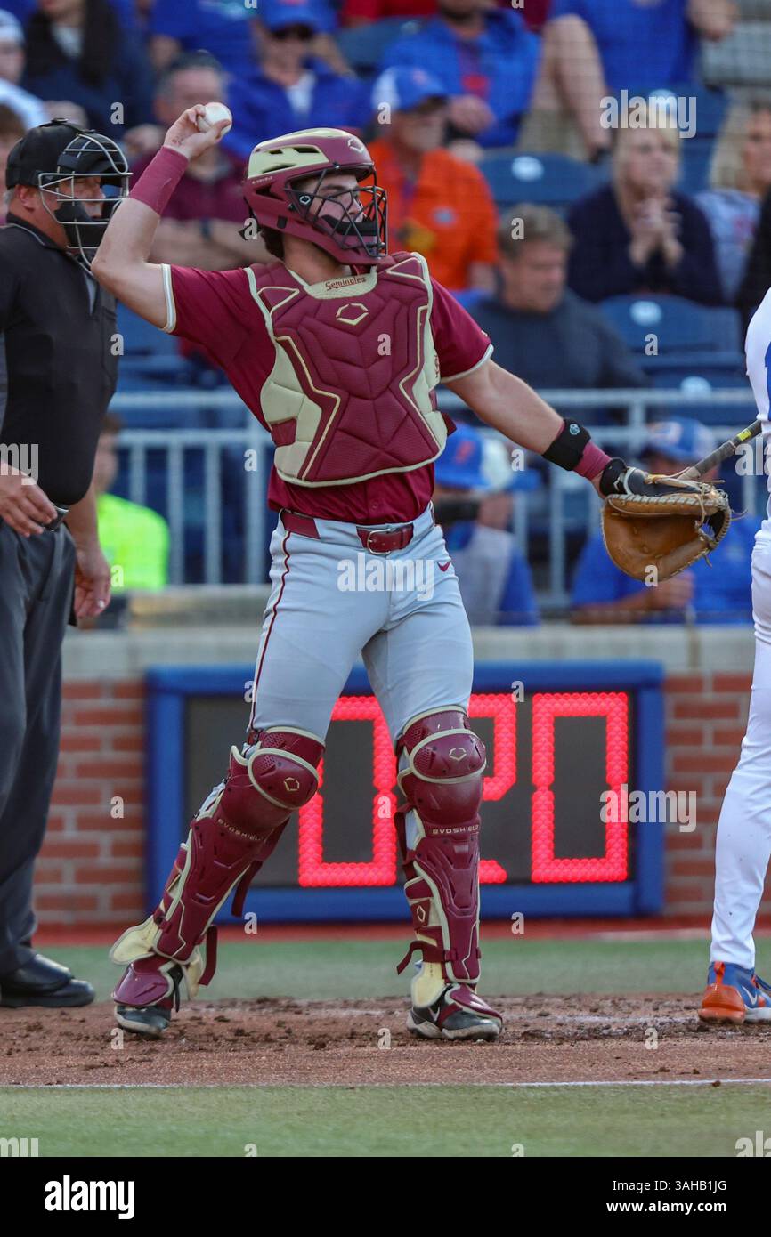 Florida State catcher Hunter Carns (25) in action during an NCAA ...