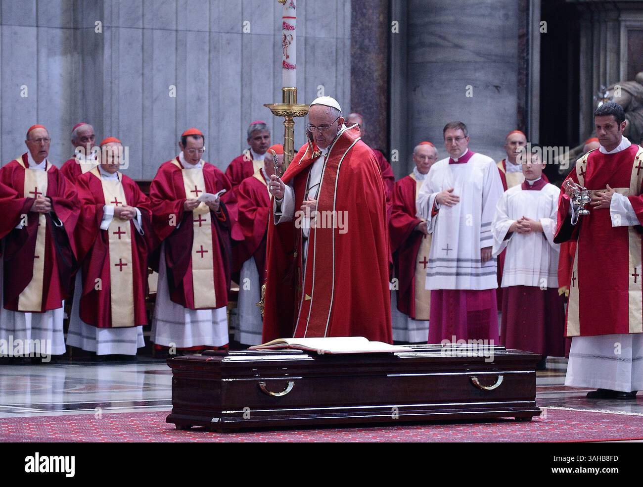 Apr 17, 2015 - Vatican City State (Holy See) - POPE FRANCIS during the ...