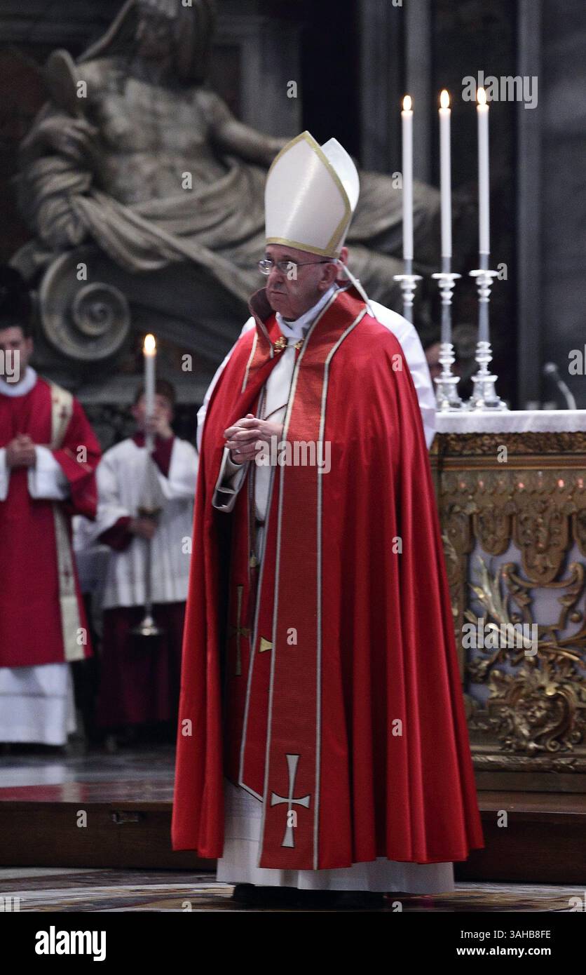 Apr 17, 2015 - Vatican City State (Holy See) - POPE FRANCIS during the ...