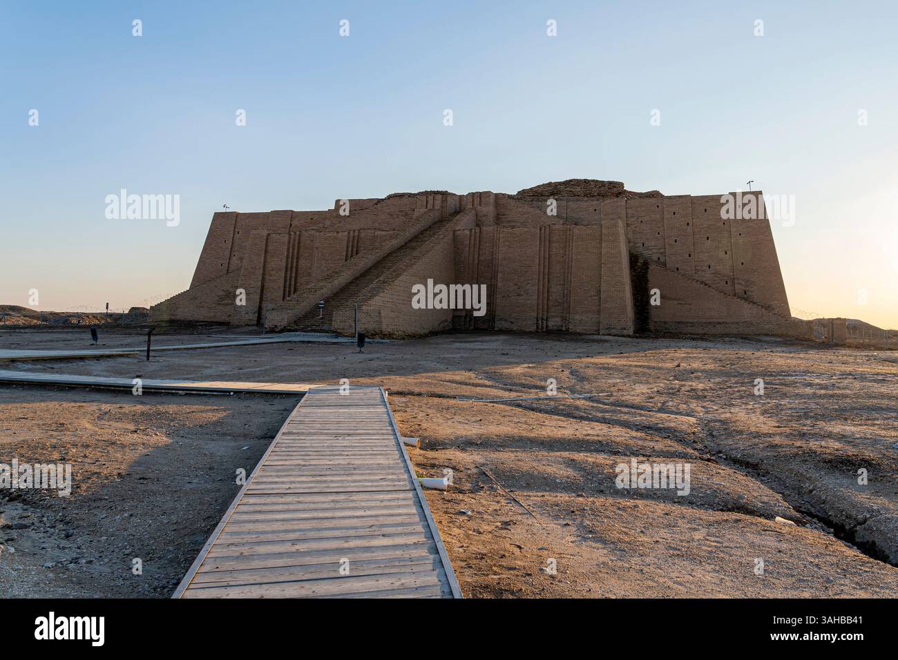 The Great Ziggurat of Ur, Iraq Stock Photo - Alamy