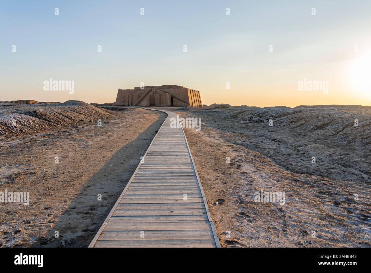 Ur mesopotamia wall hi-res stock photography and images - Alamy