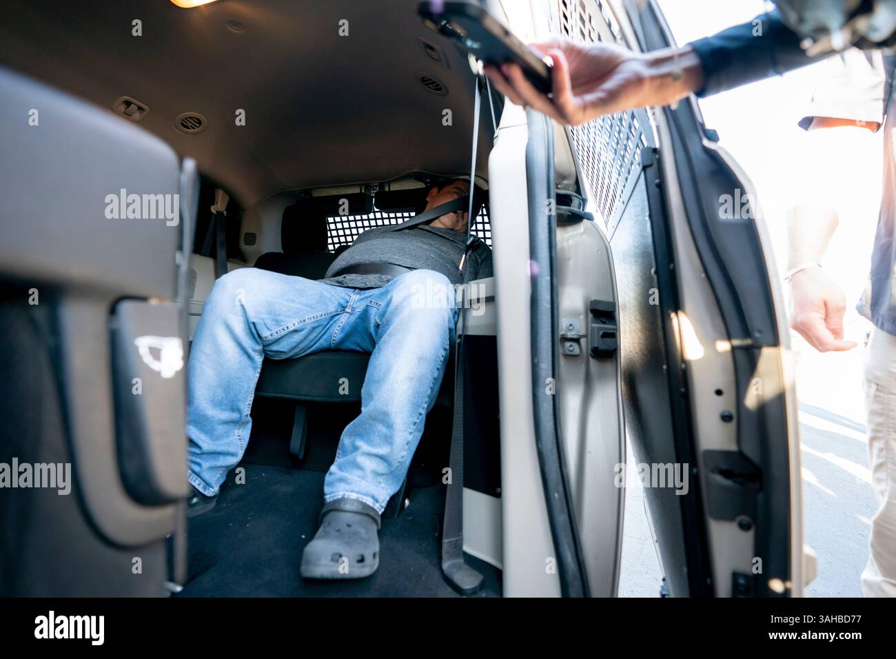 Department of Homeland Security (DHS) Secretary Kristi Noem ...