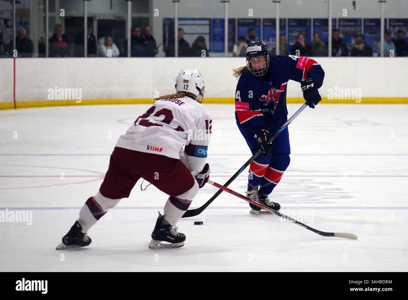 Hanna strause hi-res stock photography and images - Alamy