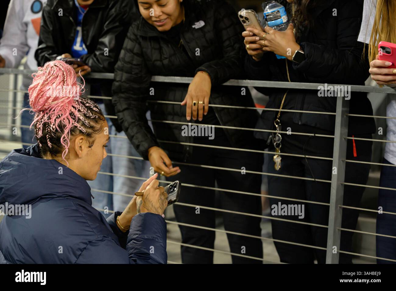 SAN JOSE, CA - APRIL 08: United States forward Trinity Rodman (2) signs ...