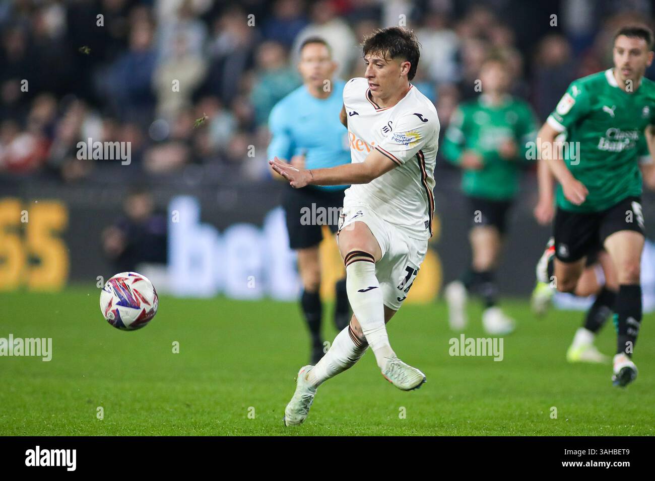Gonçalo Franco of Swansea City during the Sky Bet Championship match ...