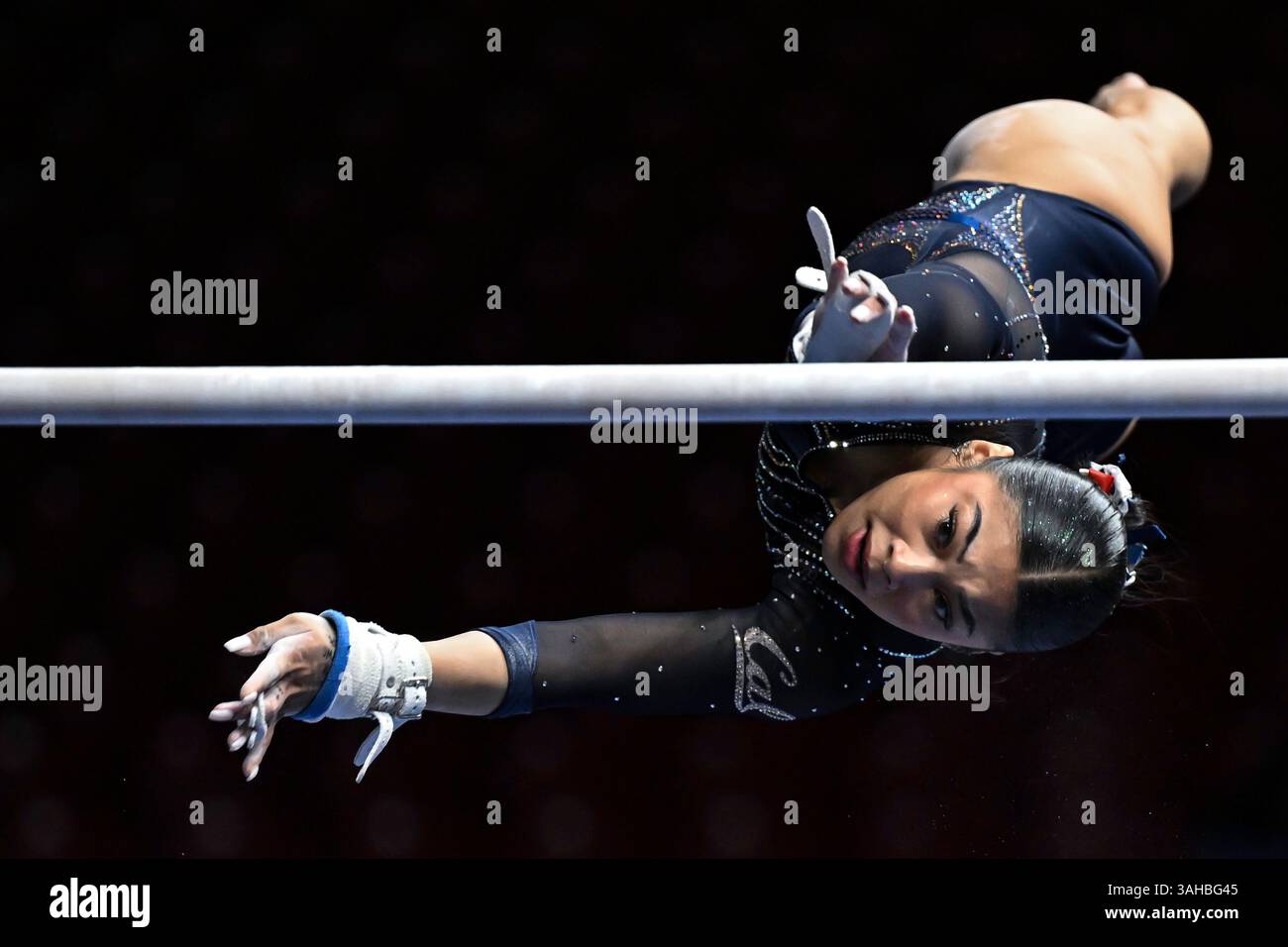 April 6, 2025, Tuscaloosa, Alabama, US: MYA LAUZON competes on the ...