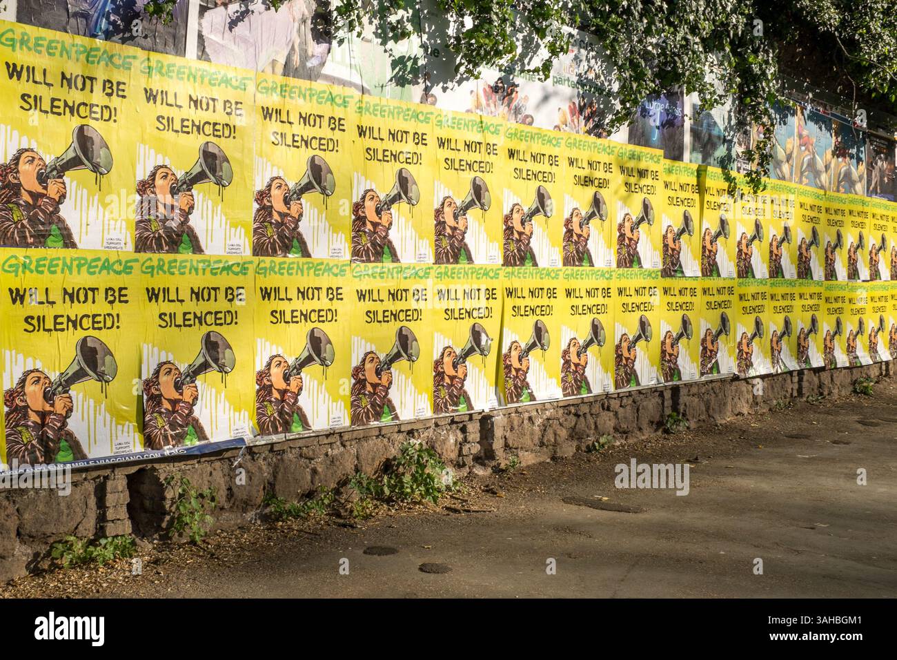 Lartivist laika hi-res stock photography and images - Alamy