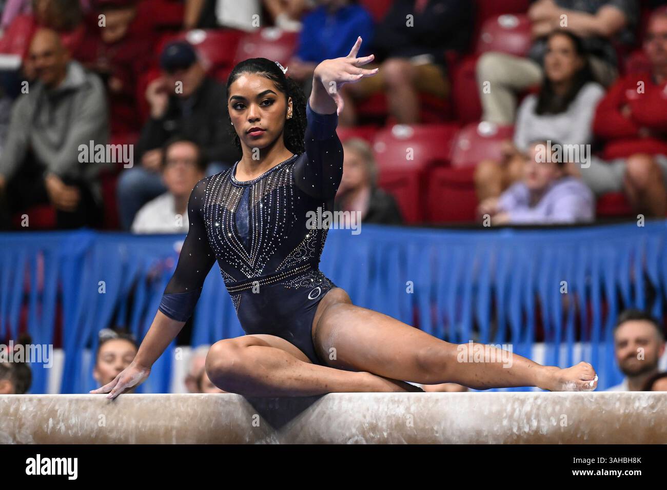 April 6, 2025, Tuscaloosa, Alabama, US: EMJAE FRAZIER competes on the ...