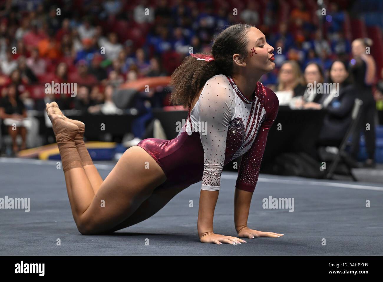 April 6, 2025, Tuscaloosa, Alabama, US: PAITYN WALKER competes on the ...