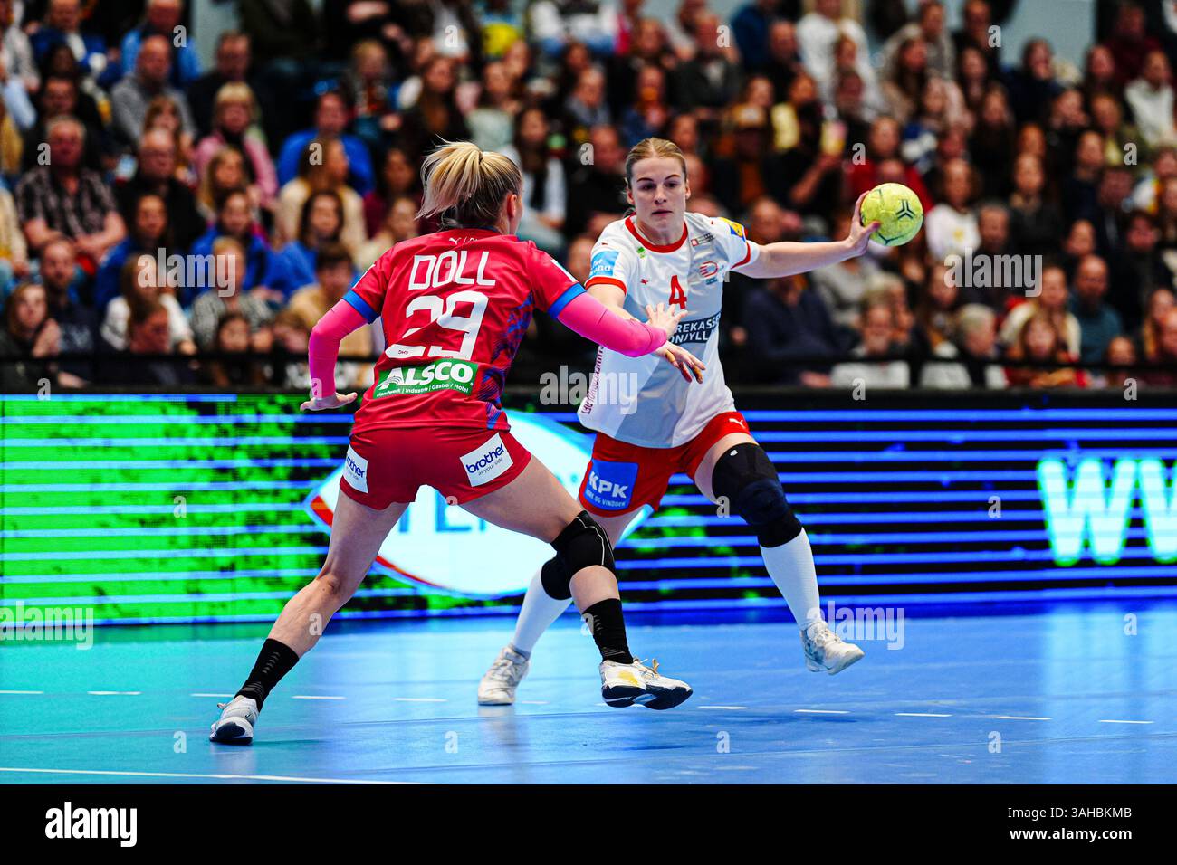Antje Doell (Deutschland, #29), Helene Kindberg Hansen (Daenemark, #04 ...