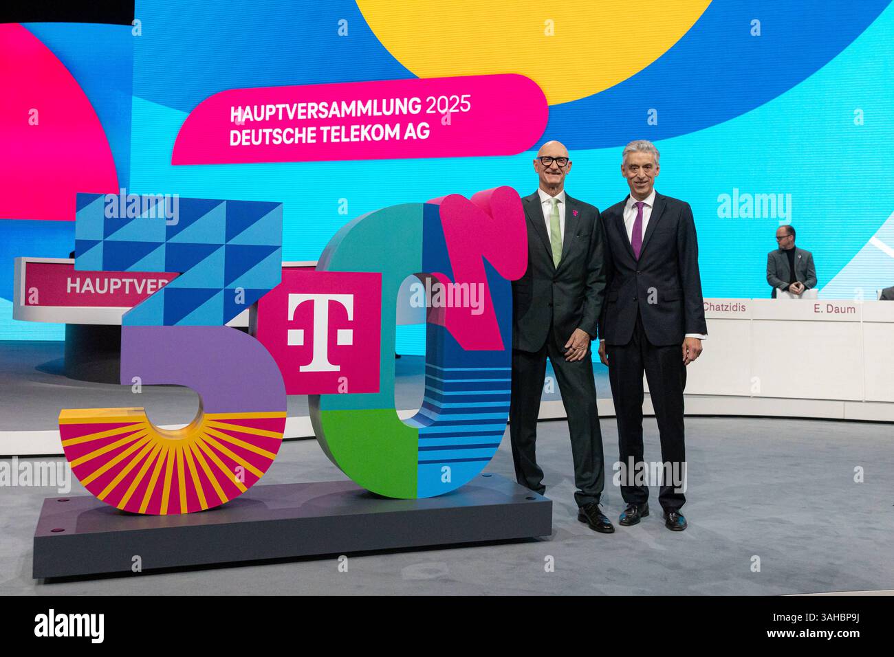 Deutsche Telekom Hauptversammlung in Bonn - 09.04.2025 ...