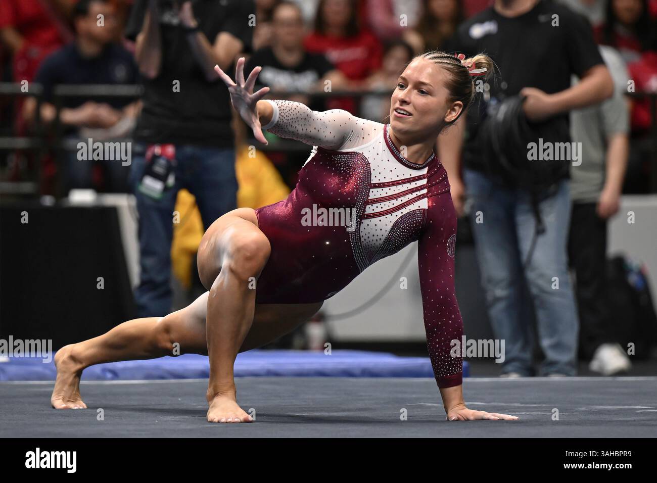 April 6, 2025, Tuscaloosa, Alabama, US: RACHEL RYBICKI competes on the ...