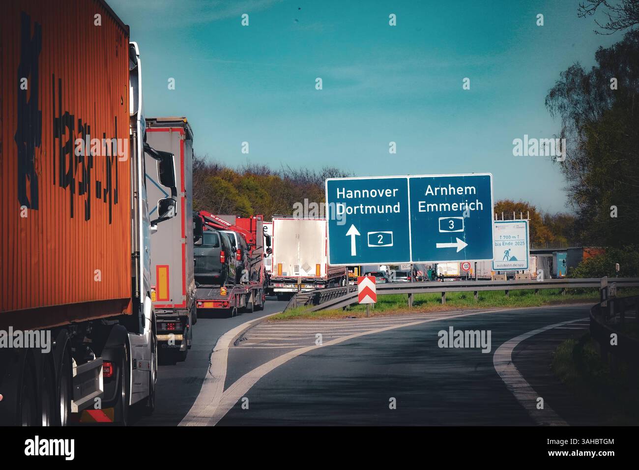 Deutschland, Europa, Autobahn A2 A3, Stau, Wegweiser, Hannover ...