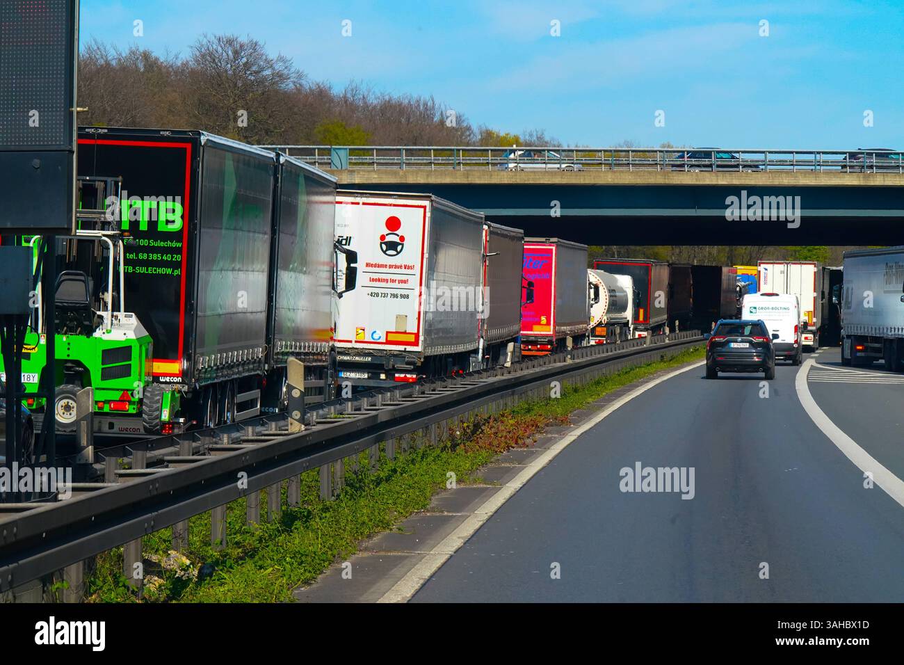 Deutschland, Europa, Autobahn A2 A3, Güterverkehr, Lkw-Stau ...