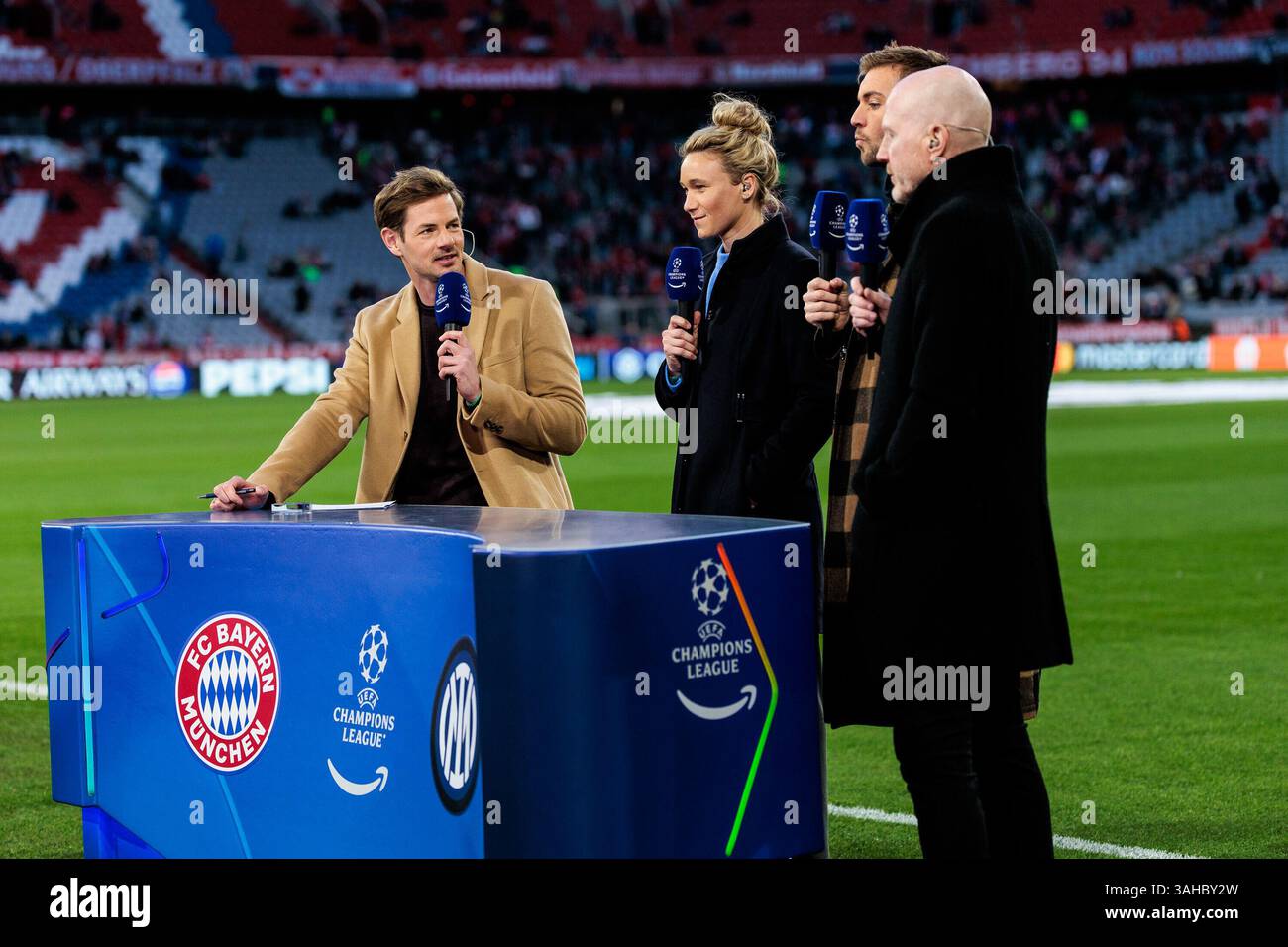 Das Prime Team: Alex Schl?ter (Prime Moderator), Josephine Henning ...