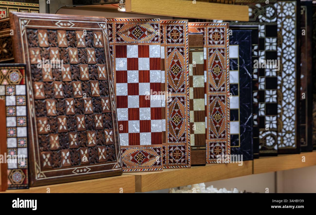 Carved chess hi-res stock photography and images - Alamy