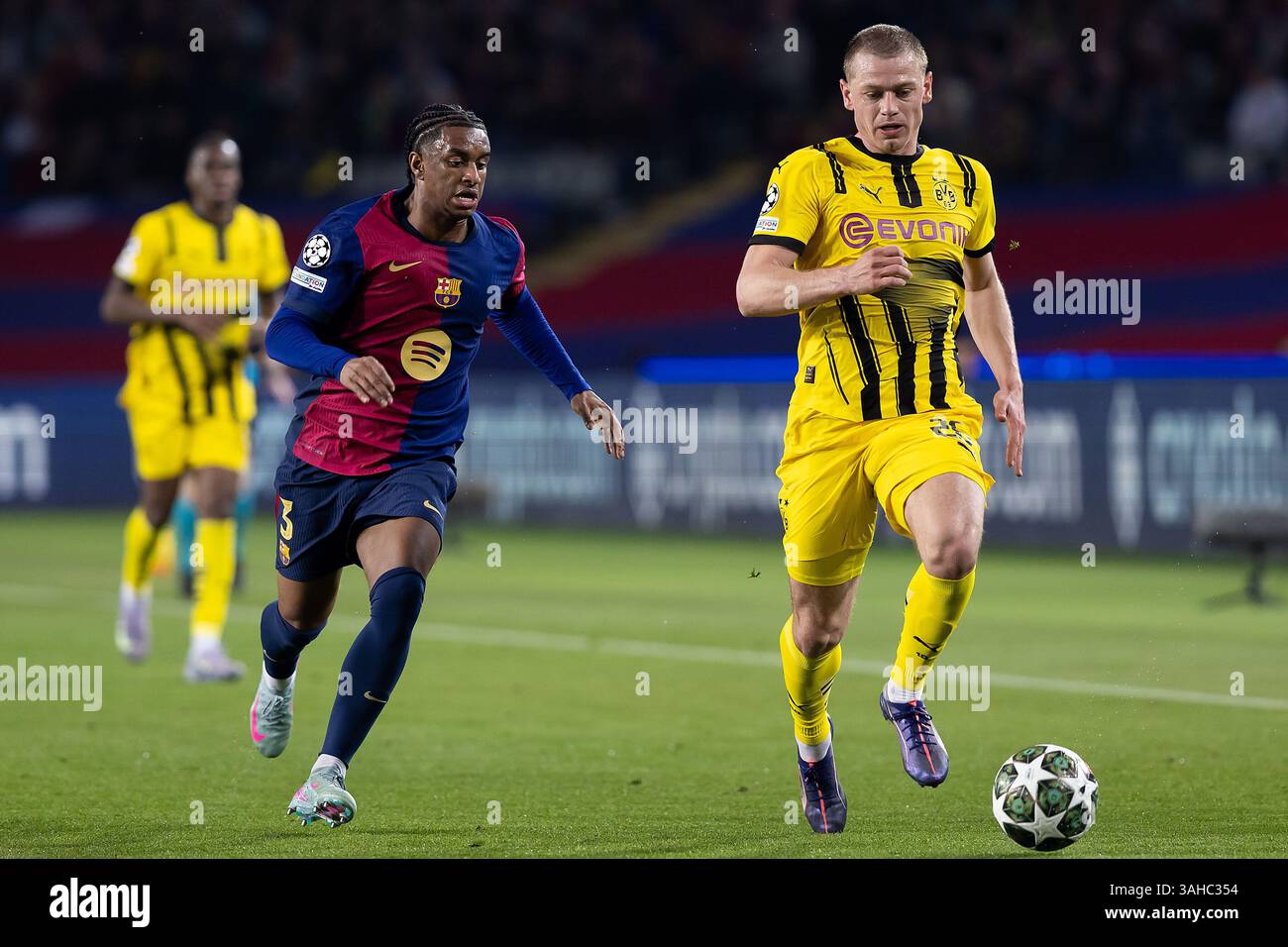 Barcelona, Germany. 09th Apr, 2025. Fussball UEFA Champions League ...