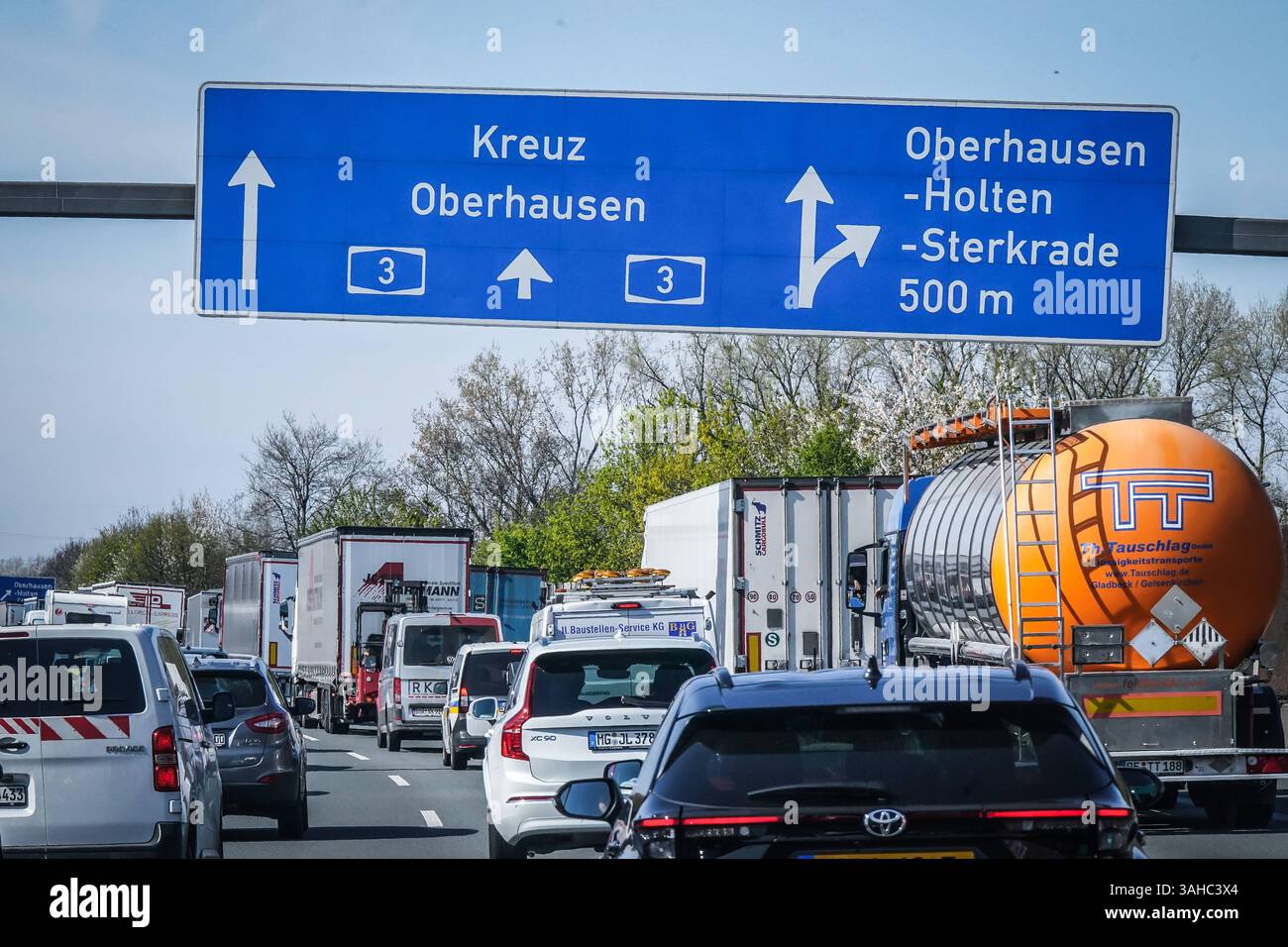 Oberhausen, Deutschland, Europa, Kreuz Oberhausen, Autobahn A3, Abfahrt ...