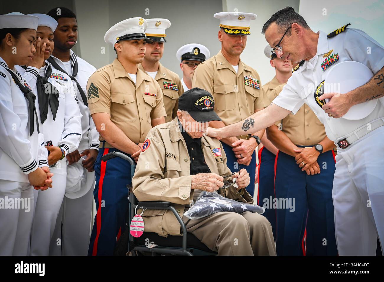April 4, 2025 - Pearl Harbor-Hickam, Hawaii, USA - U.S. Navy Cmdr. Paul ...