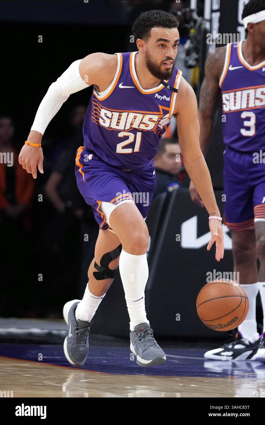 Phoenix Suns guard Tyus Jones (21) during an NBA basketball game ...