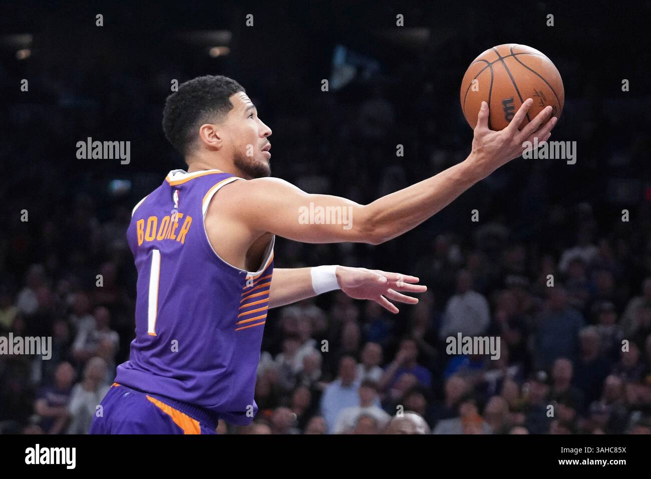 Phoenix Suns guard Devin Booker (1) during an NBA basketball game against the Golden State ...