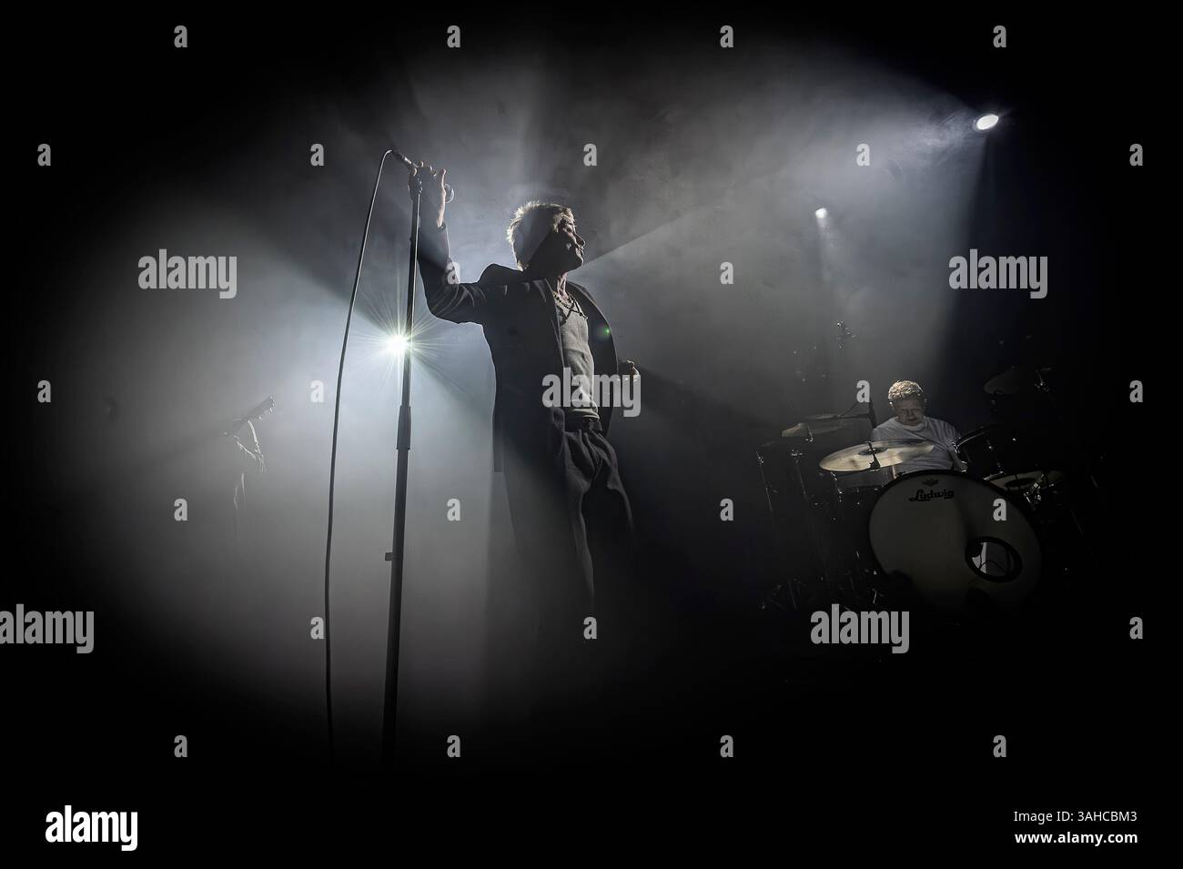 Glasgow, UK. 09th Apr, 2025. L-R Phil Campbell and Simon Lea seen ...