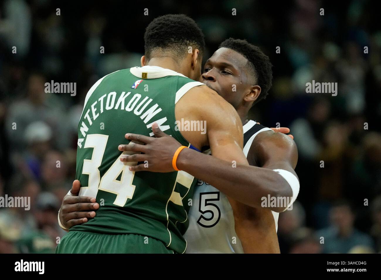 Milwaukee Bucks' Giannis Antetokounmpo hugs Minnesota Timberwolves ...