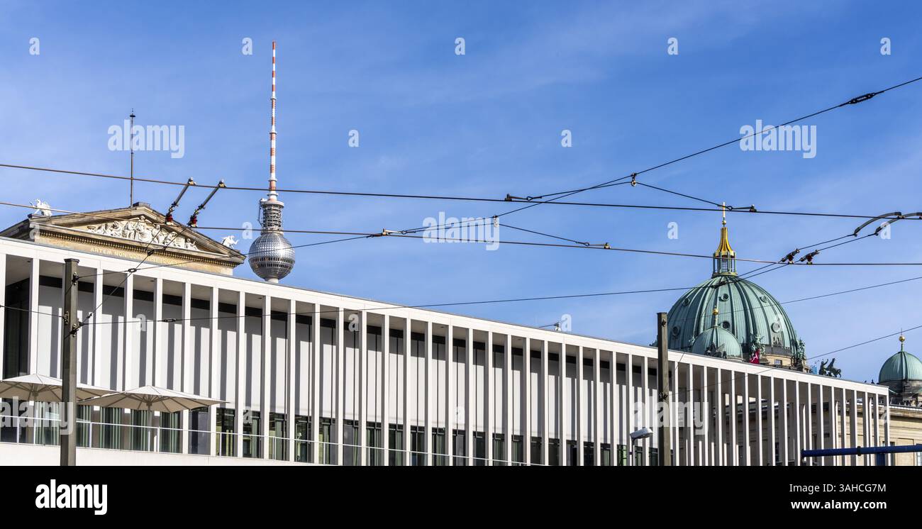 Tram overhead lines at the James Simon Gallery, Berlin Stock Photo - Alamy