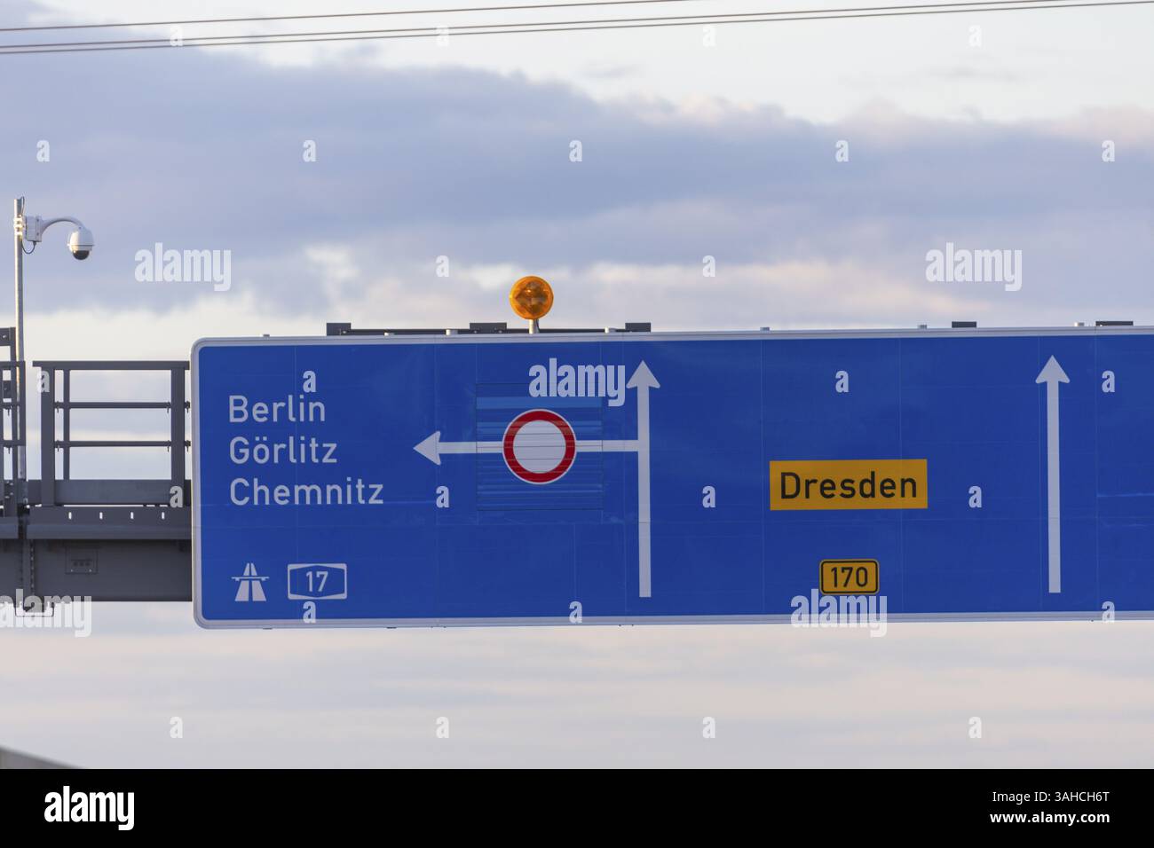 A lorry carrying hazardous goods caught fire on the A4 motorway at the ...