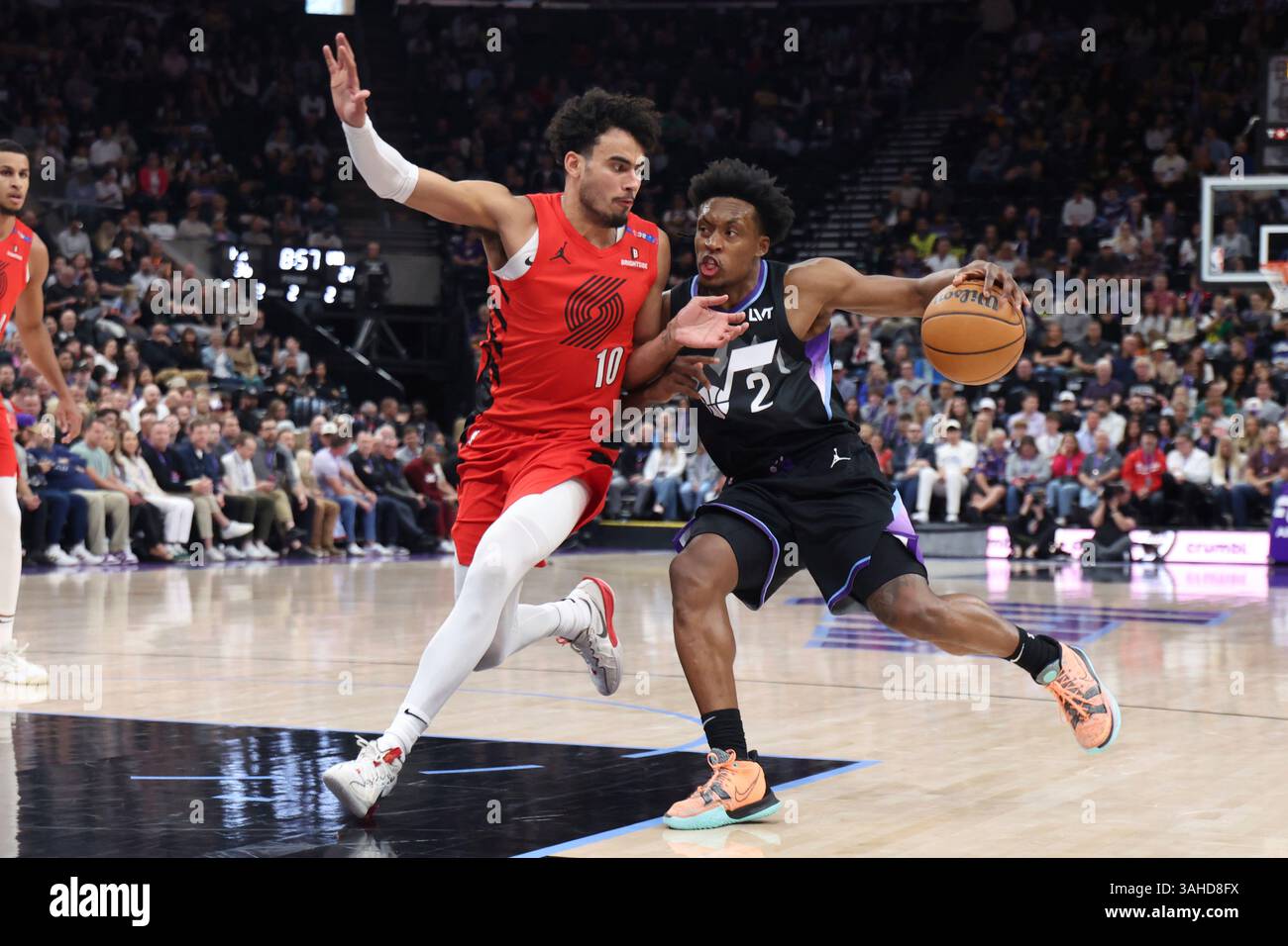 Utah Jazz guard Collin Sexton (2) drives against Portland Trail Blazers ...