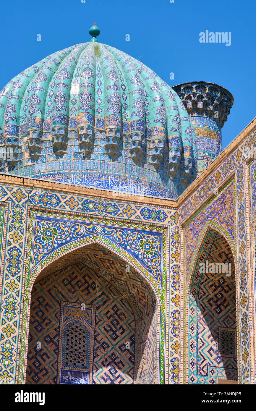 The fancy dome ands intricate mosaic tile work at Sherdor Madrassah. At ...