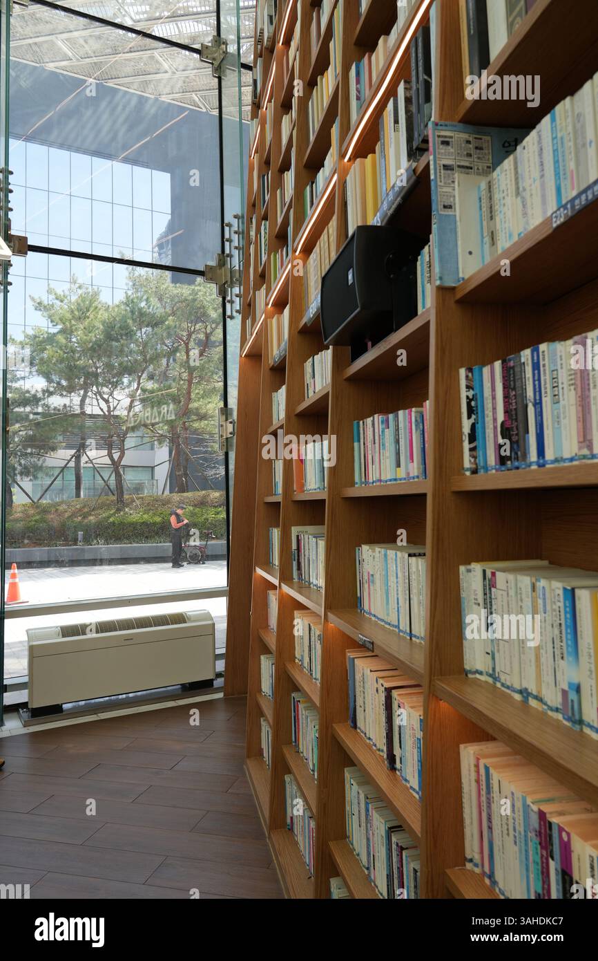 Seoul, South Korea - April 05, 2025. Starfield Library at COEX Mall ...