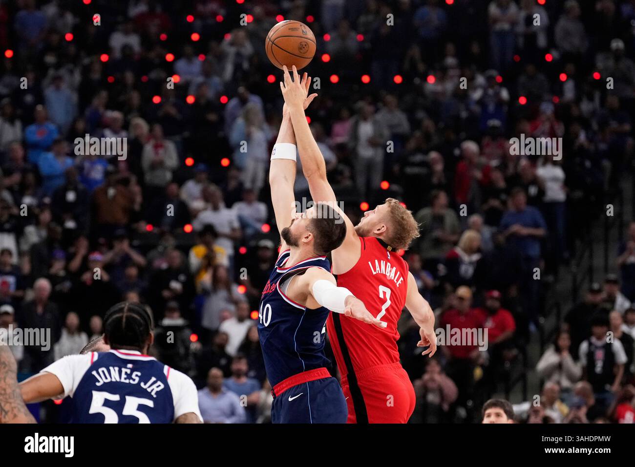 Los Angeles Clippers center Ivica Zubac (40) and Houston Rockets center ...