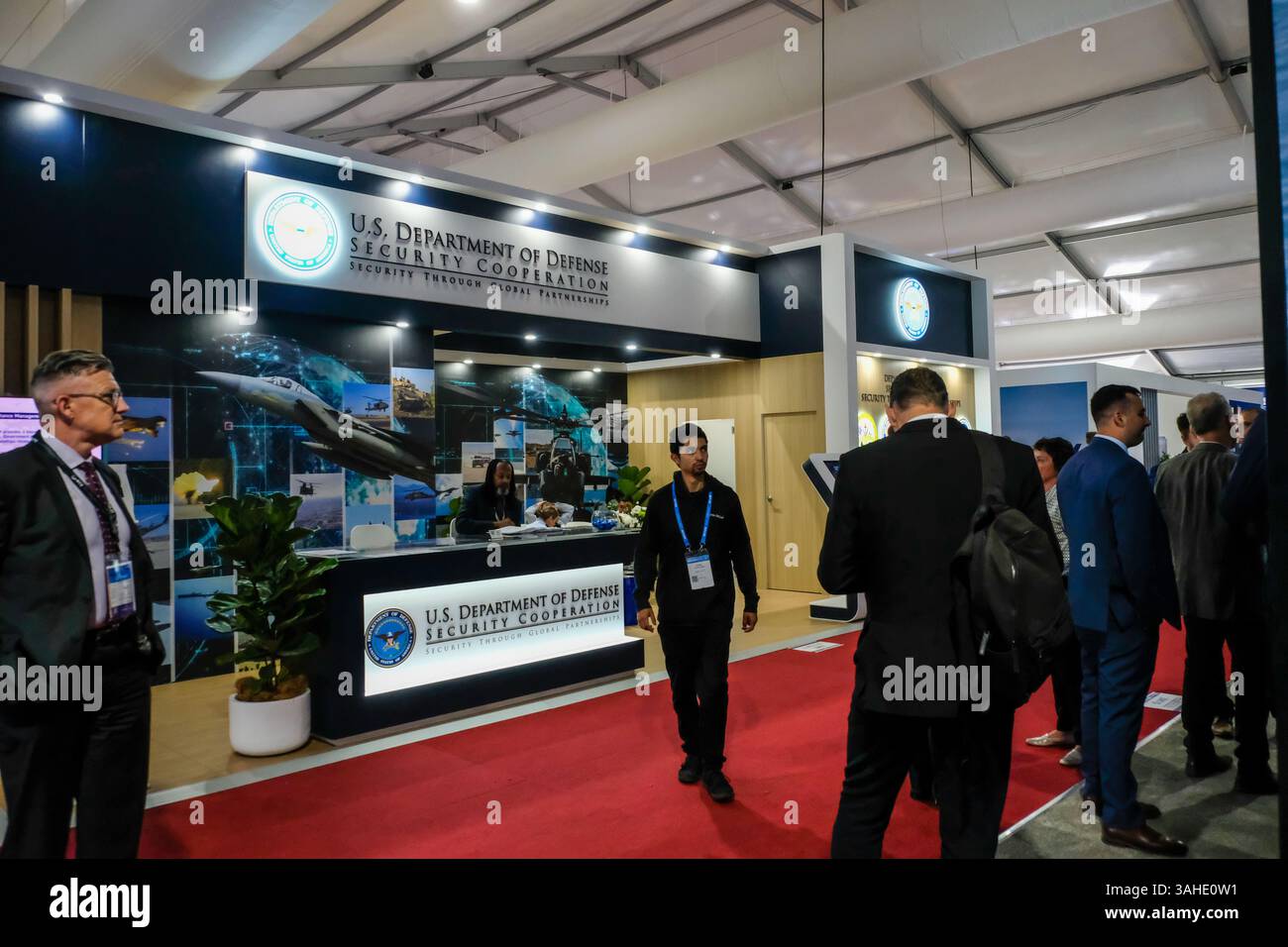 The us defence force australia hi-res stock photography and images - Alamy