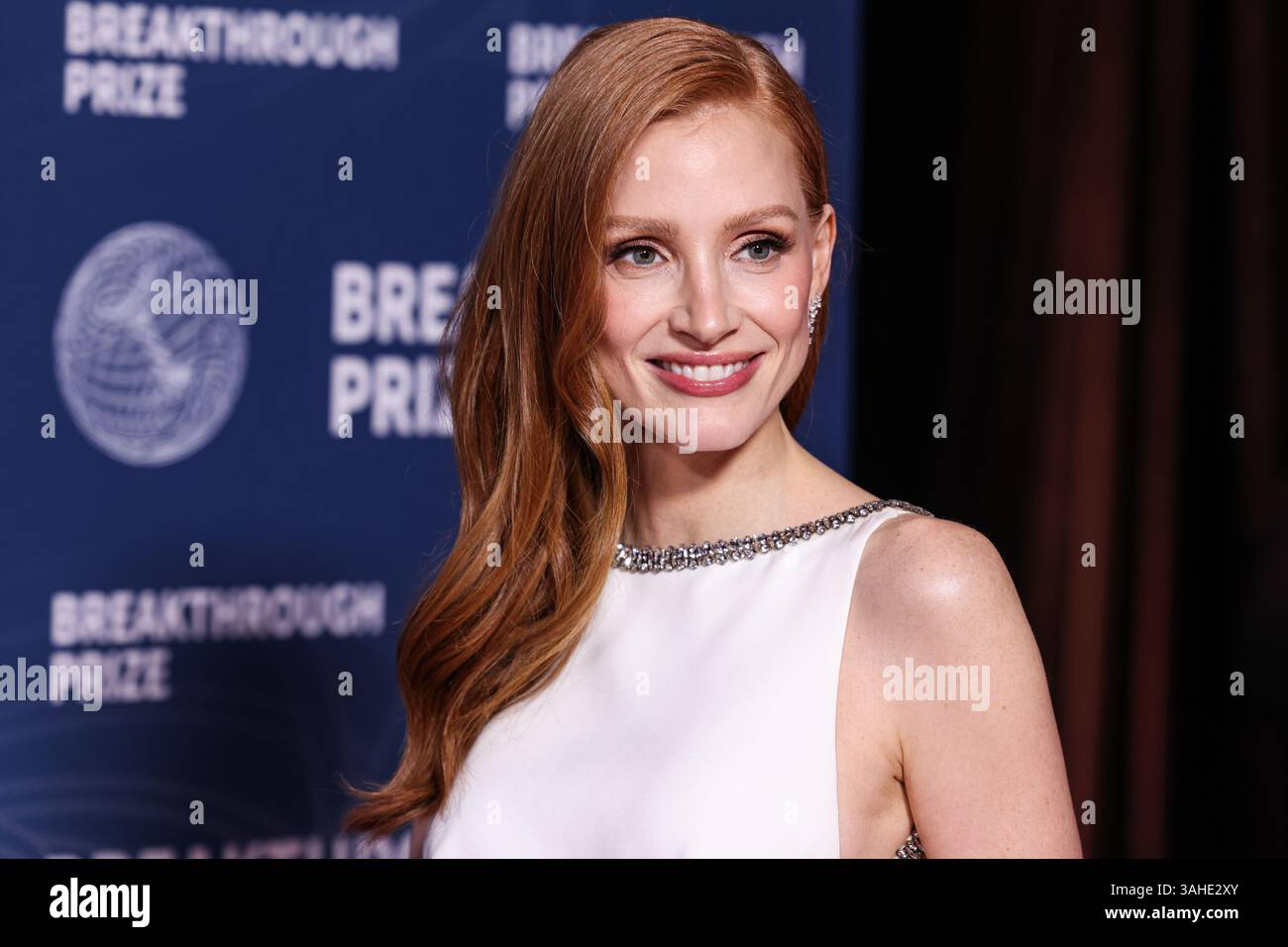 SANTA MONICA, LOS ANGELES, CALIFORNIA, USA - APRIL 05: American actress ...