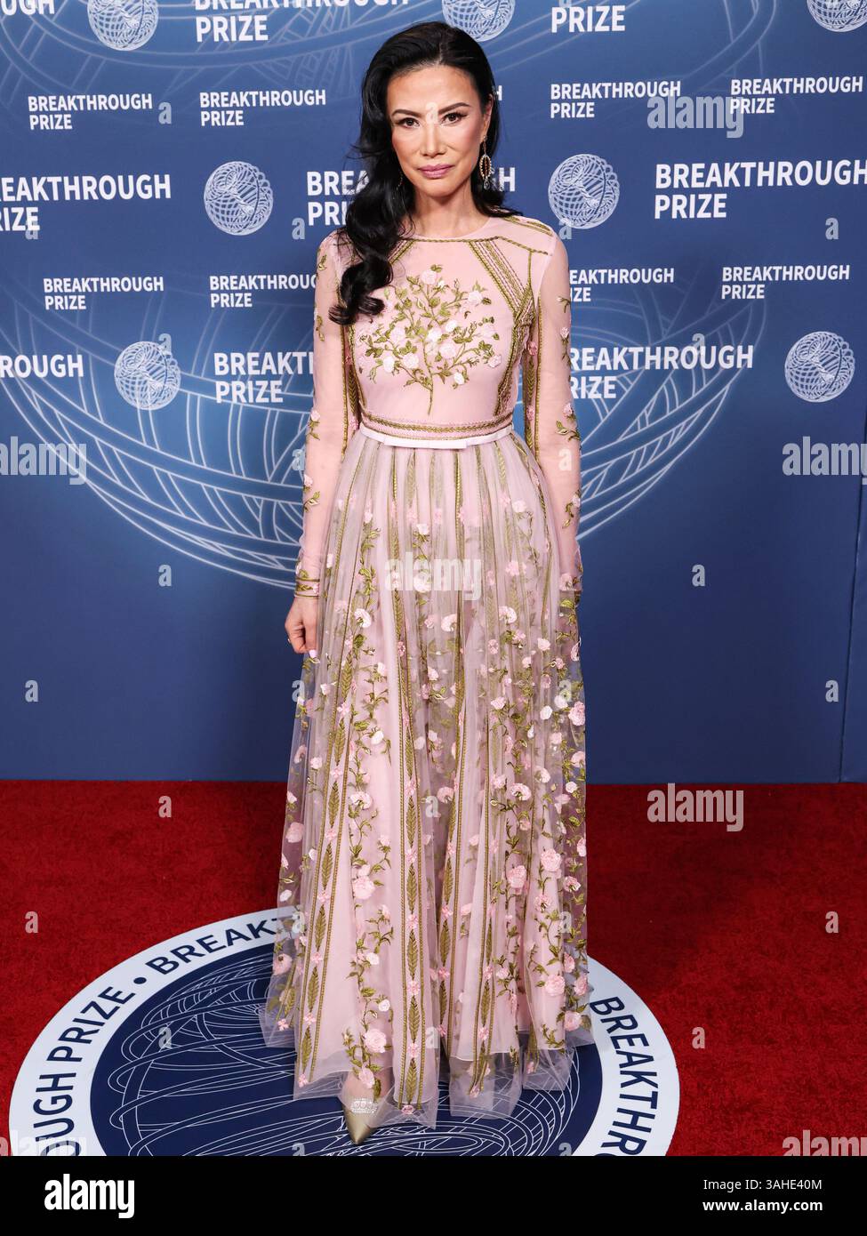 SANTA MONICA, LOS ANGELES, CALIFORNIA, USA - APRIL 05: Wendi Murdoch ...