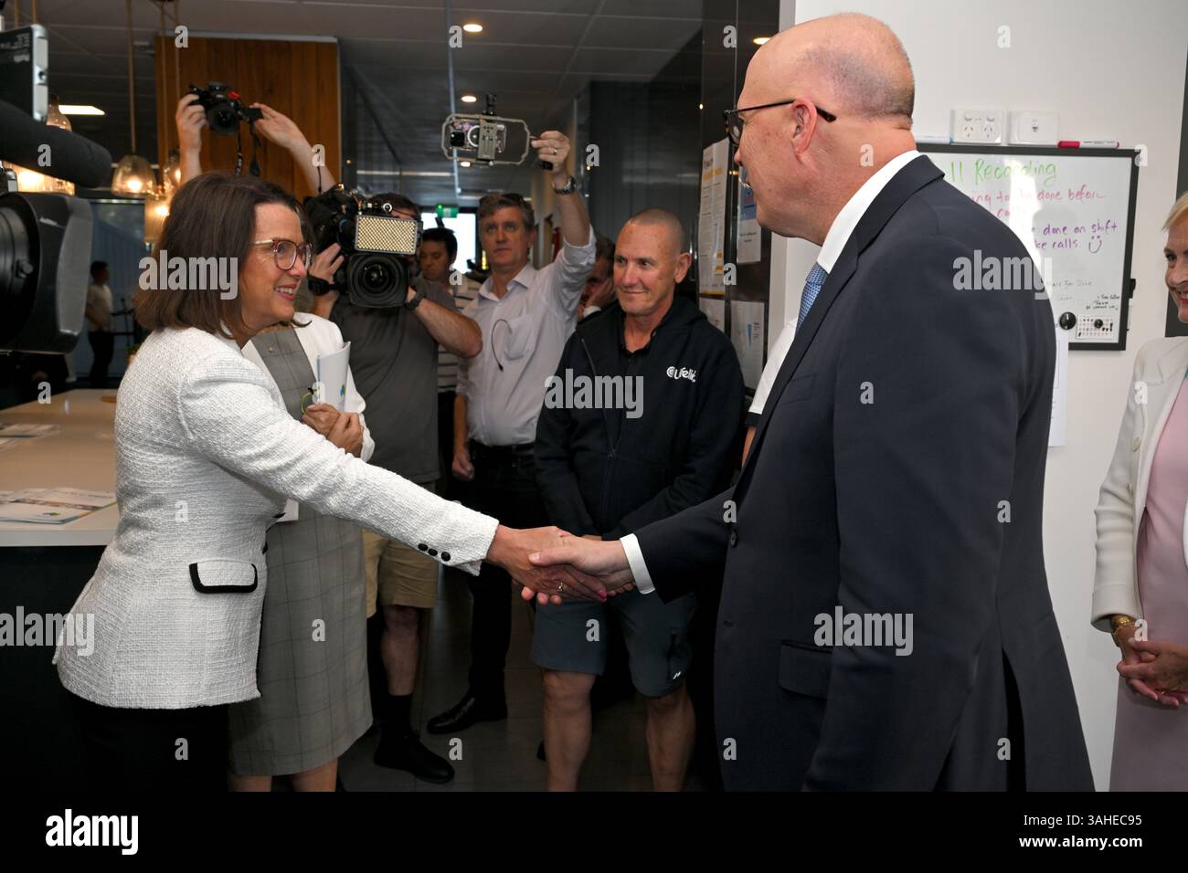 Melbourne, Australia. 10th Apr, 2025. Shadow Minister for Health Anne ...