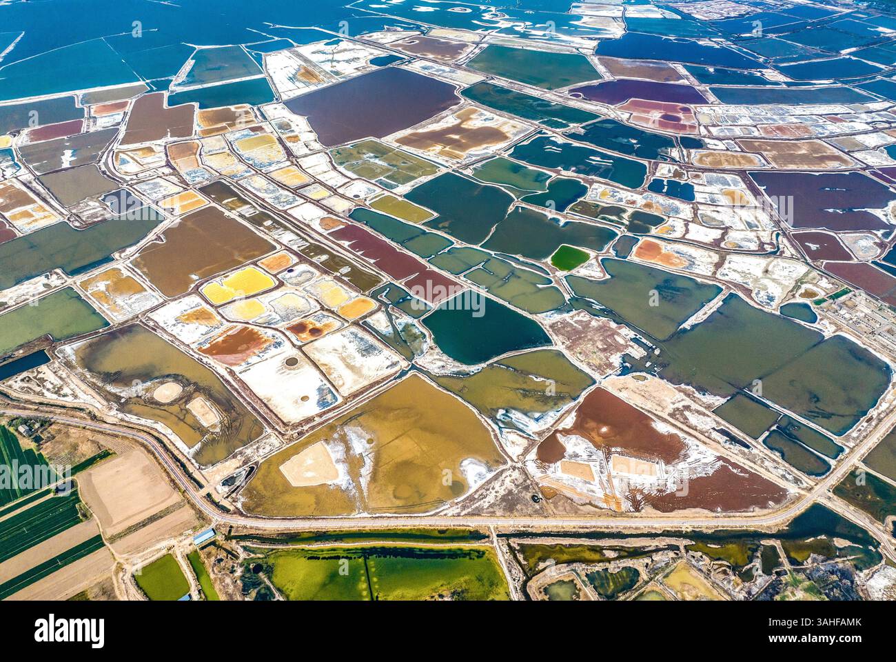 Aerial photo shows colorful scenery of Yuncheng Salt Lake in Yuncheng ...