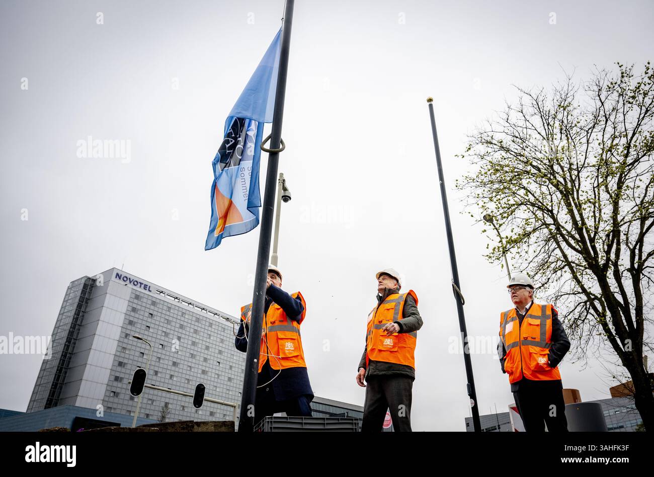 THE HAGUE - Operations Director Robert Dingjan (Ministry of Foreign ...