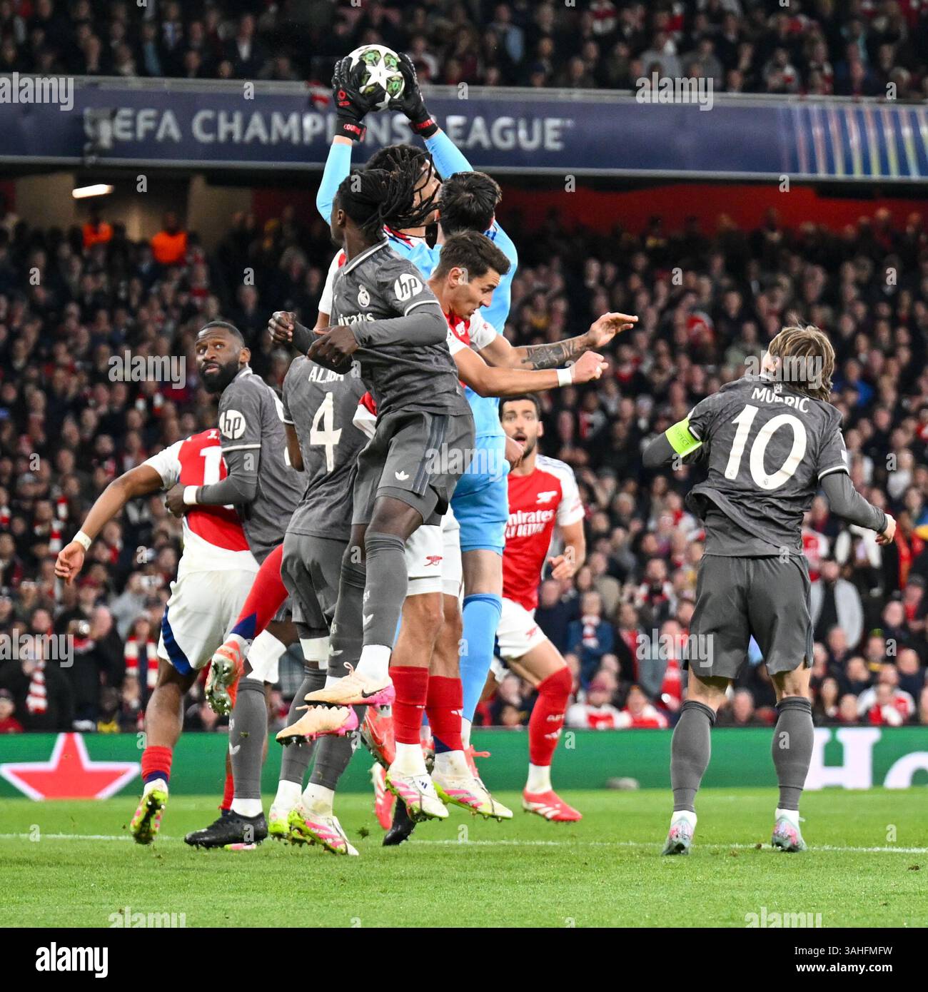 London, UK. 08th Apr, 2025. Thibaut Courtois Real Madrid catches the ...