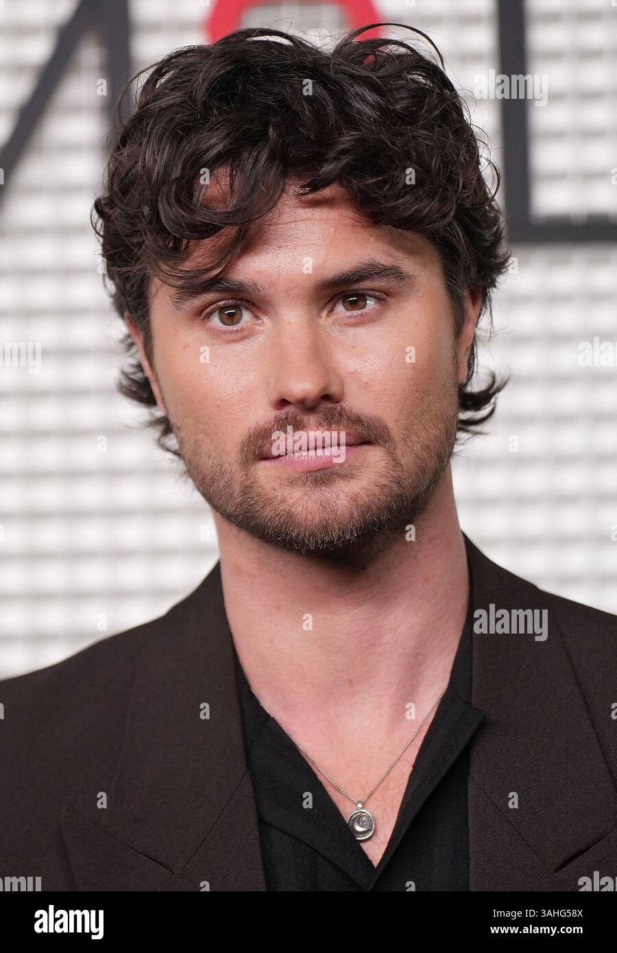 Los Angeles, USA. 09th Apr, 2025. Chase Stokes attends the H&M&LA Music ...