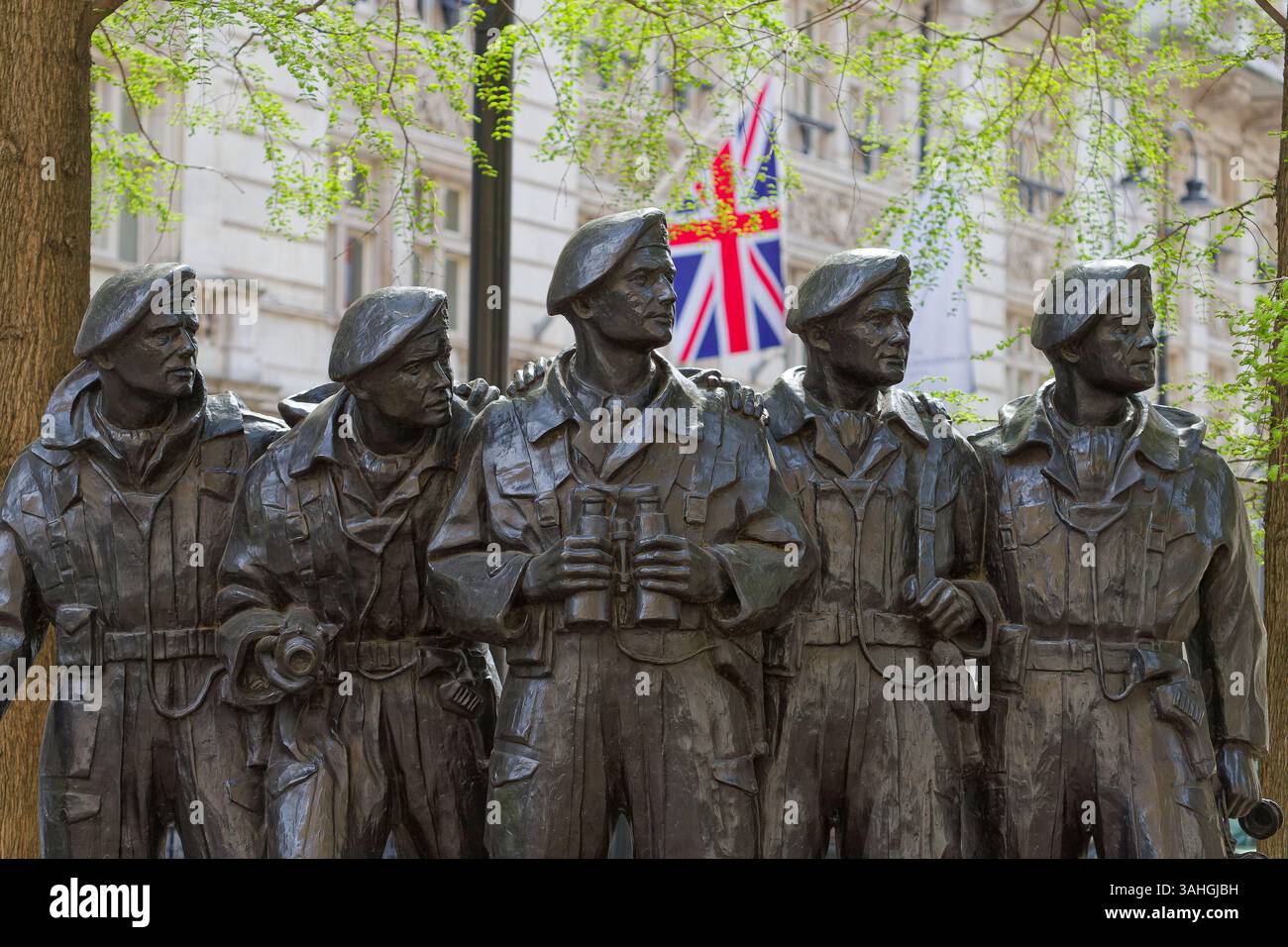 Royal Tank Regiment Memorial in Whitehall Court. With Union Flag behind ...