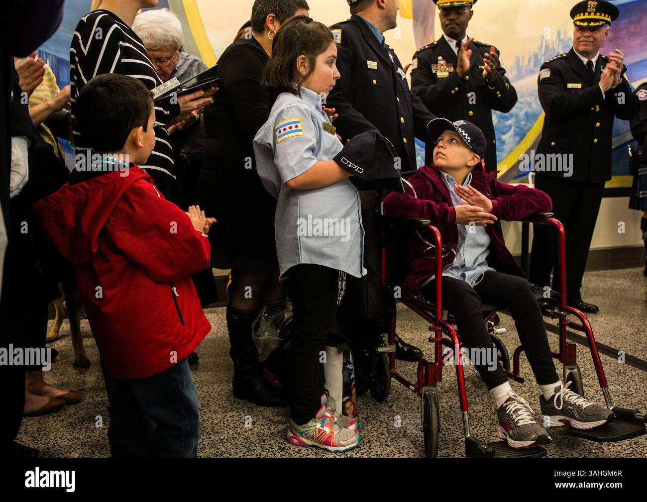 April 28, 2015 - Chicago, IL, USA - Twelve-year-old cancer patient ...