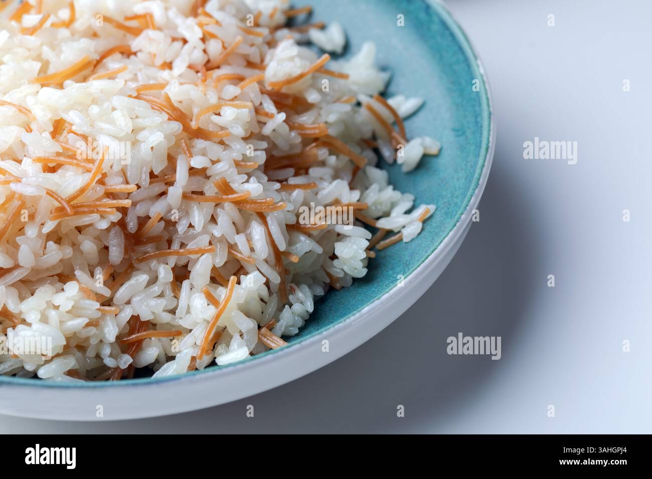 Cooked vermicelli in white hi-res stock photography and images - Alamy